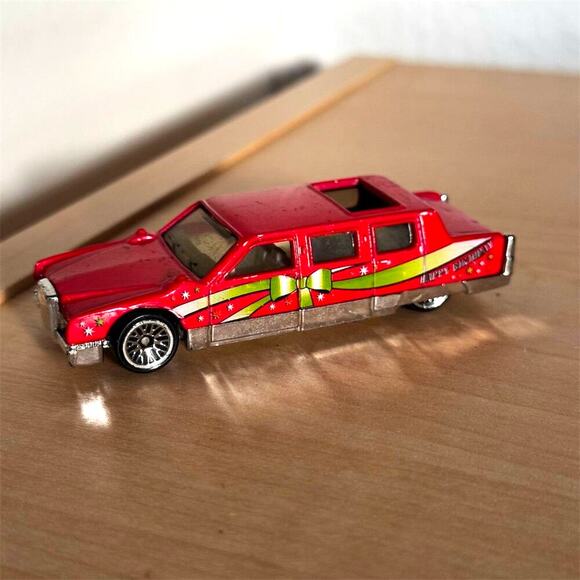 Hot Wheels | Toys | Vintage 9s Hot Wheels Happy Birthday Limozeen Red ...